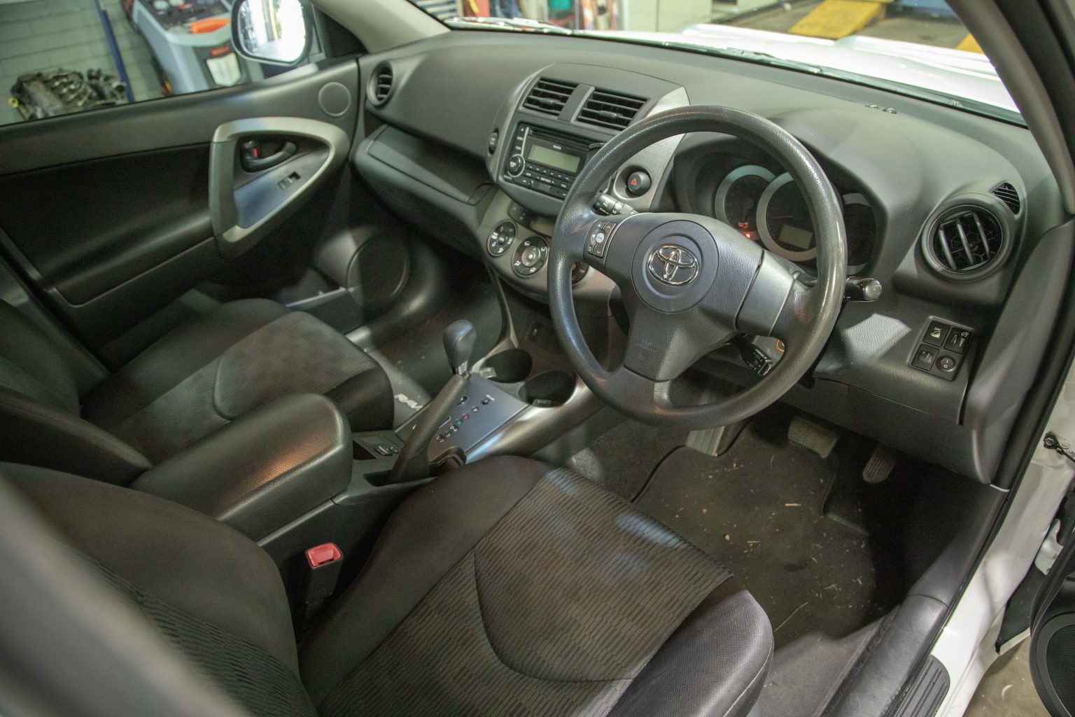 Used Toyota RAV4 (3rd-gen) review - ReDriven