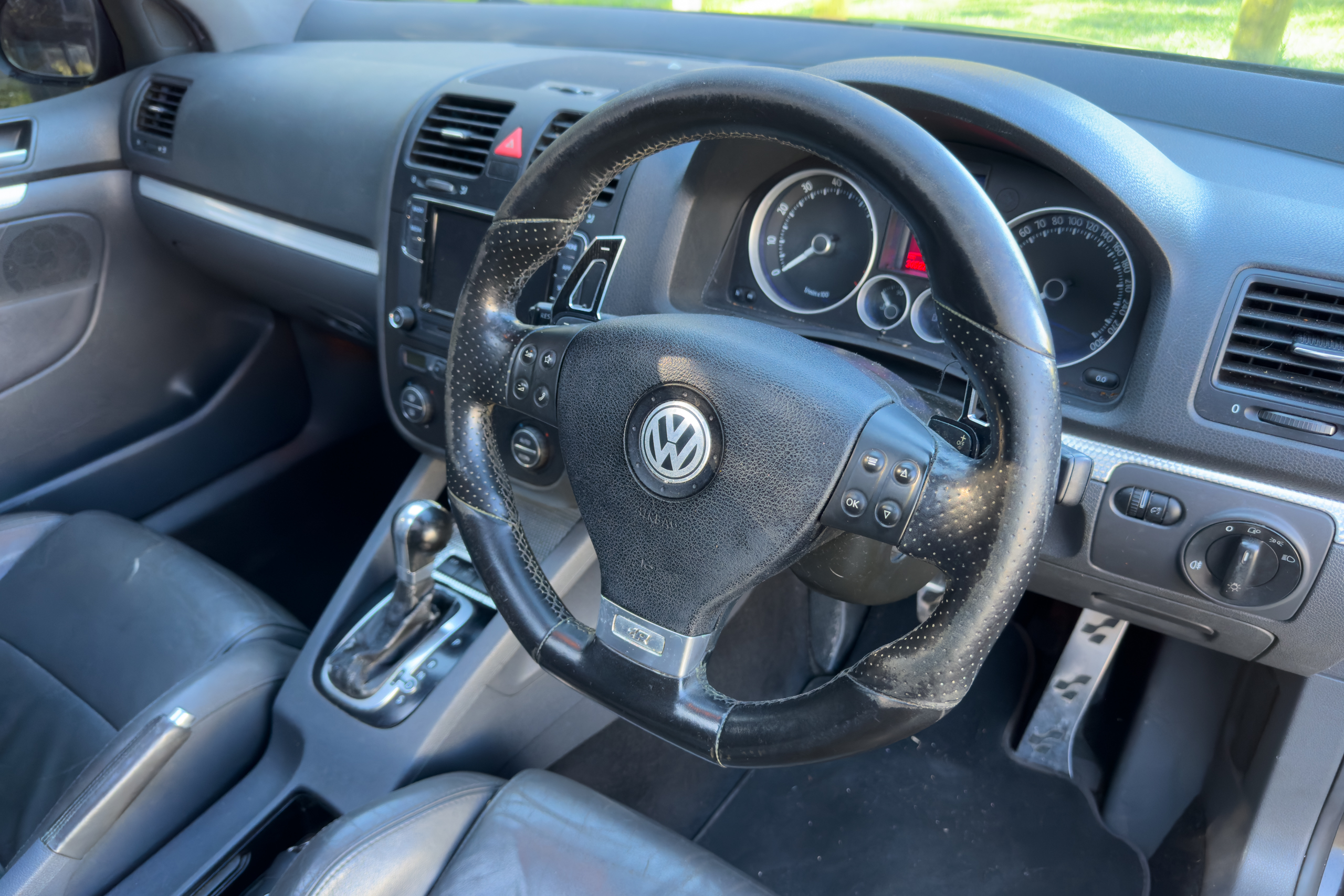 Used Volkswagen Golf R32 Mk5 review - ReDriven